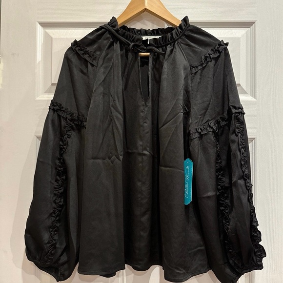 The Pioneer Woman | Tops | The Pioneer Woman Blouse | Poshmark